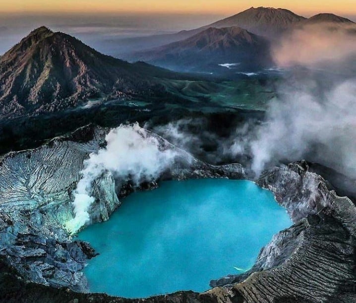 Tempat Wisata Kawah Ijen di Banyuwangi | Kawah Aktif yang Menarik