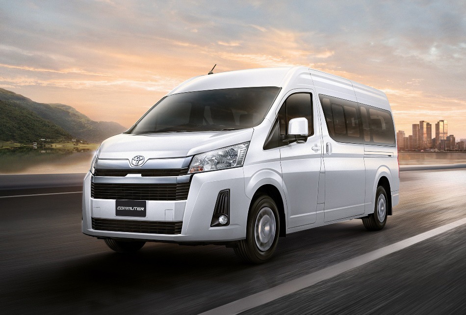 Harga Rental Mobil Toyota Hiace ke Yogyakarta Tour Terbaru | Jogjarentcar